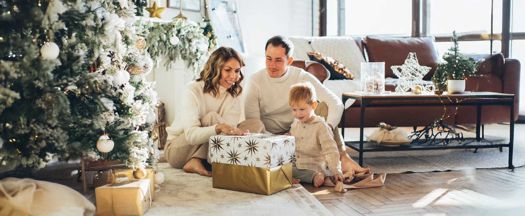 23 Fun & Heartwarming Christmas Morning Traditions for Families